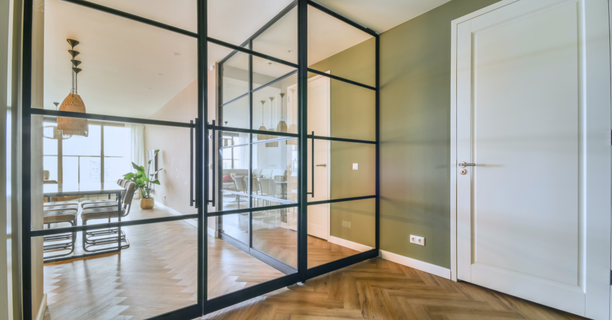 How to Maximize Your Space With Glass Room Dividers - The Glass Guys